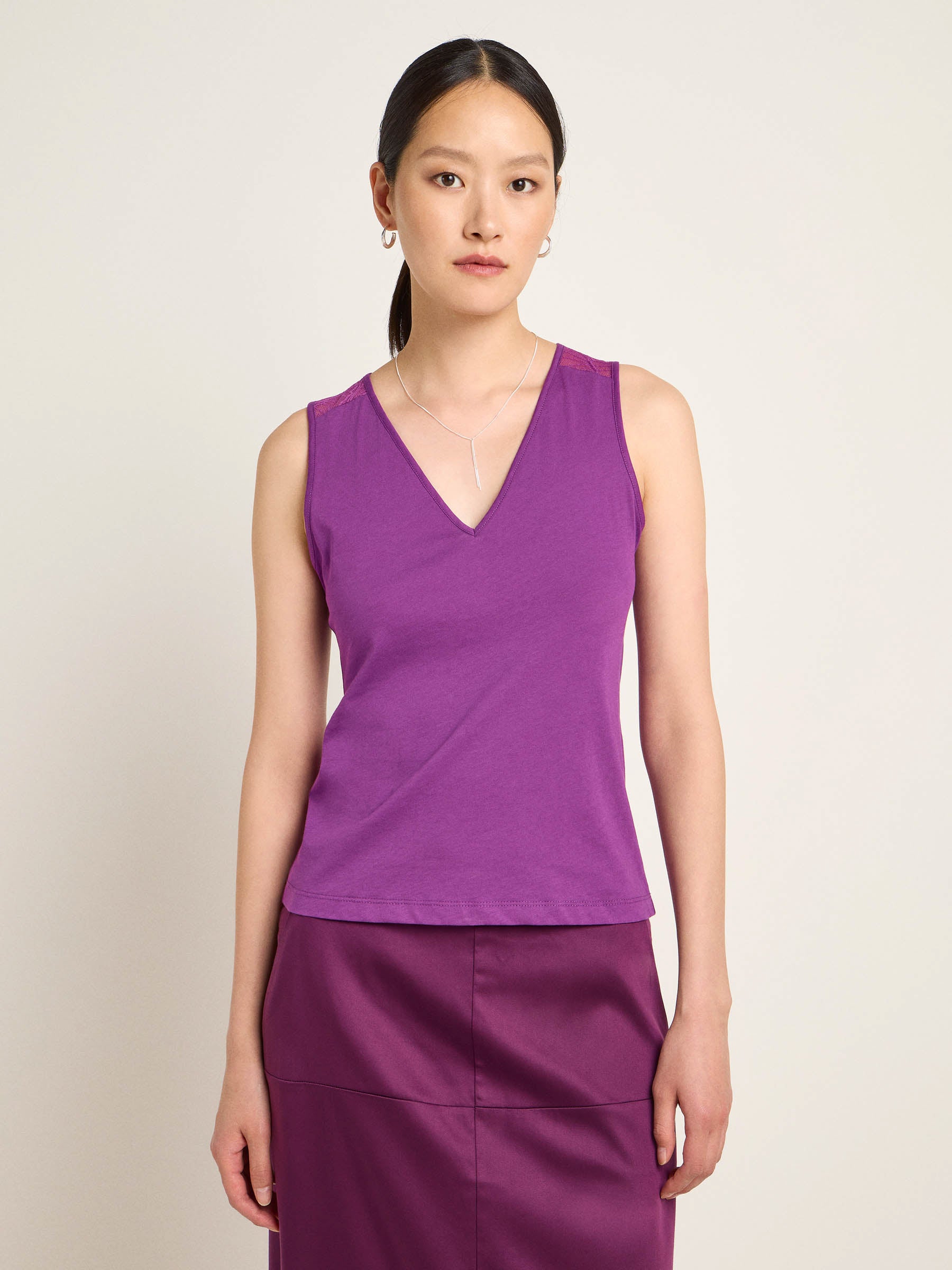 Top mit Spitzeneinsatz (GOTS) aus Bio-Baumwolle - nachhaltig, elegant ...